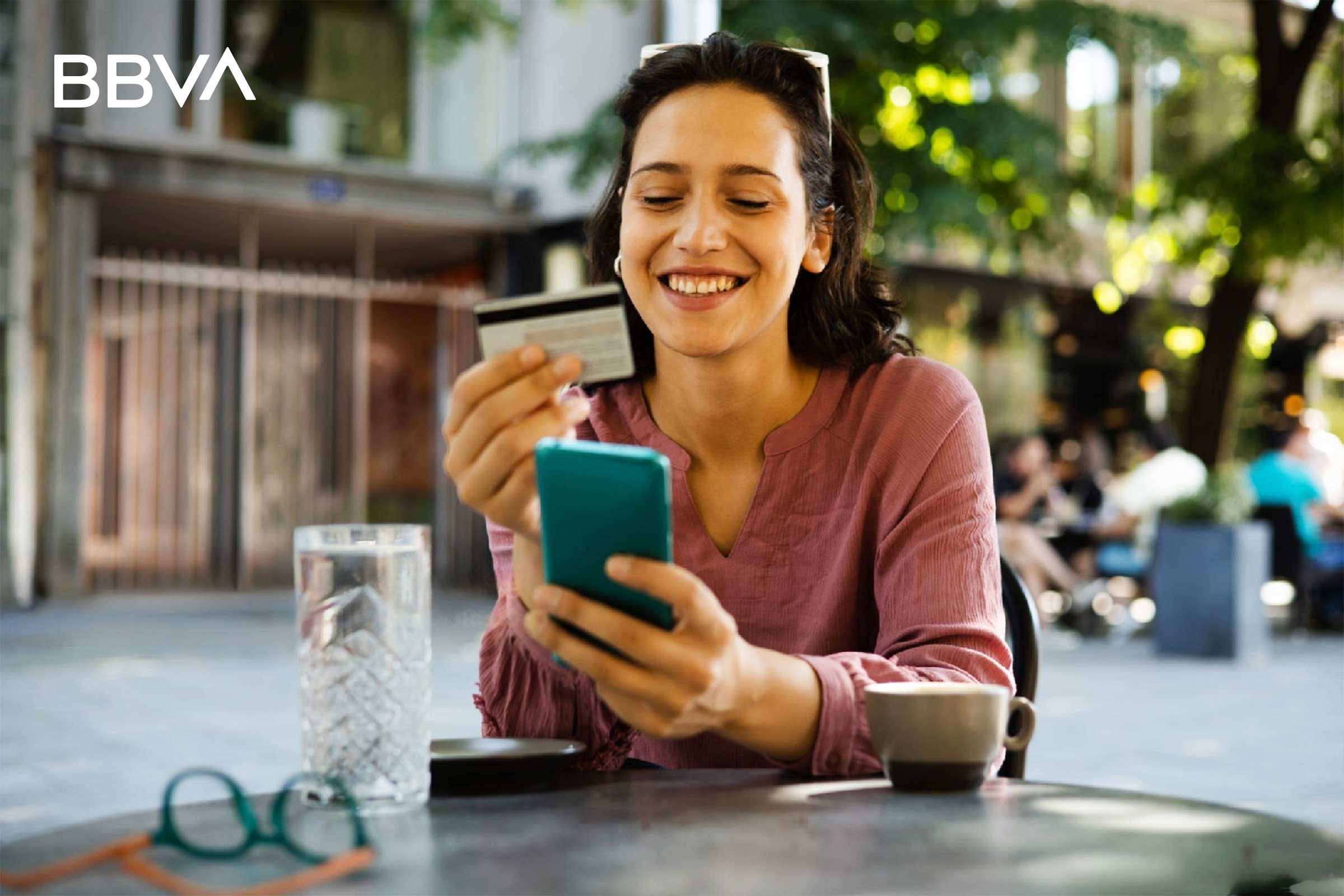 Haz tus compras online con facilidad con la App BBVA | BBVA Perú