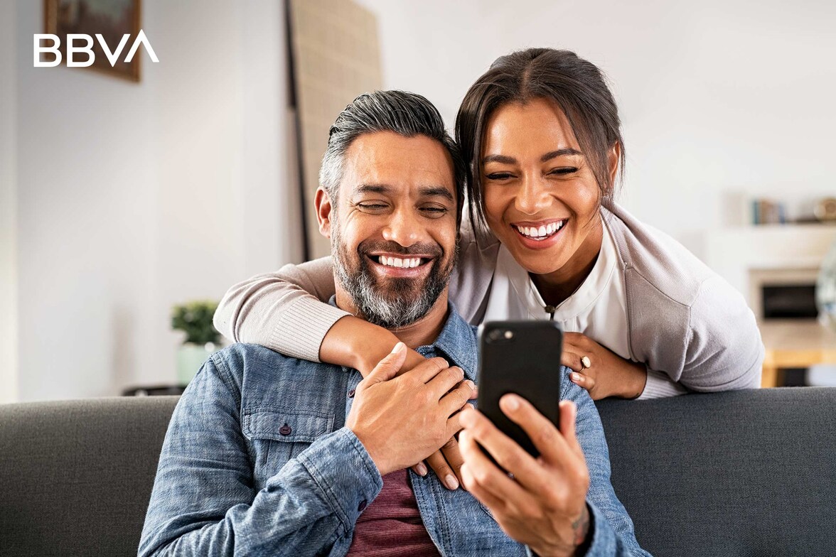 Que es PLIN: Envia recibe dinero con tu número celular | BBVA Perú