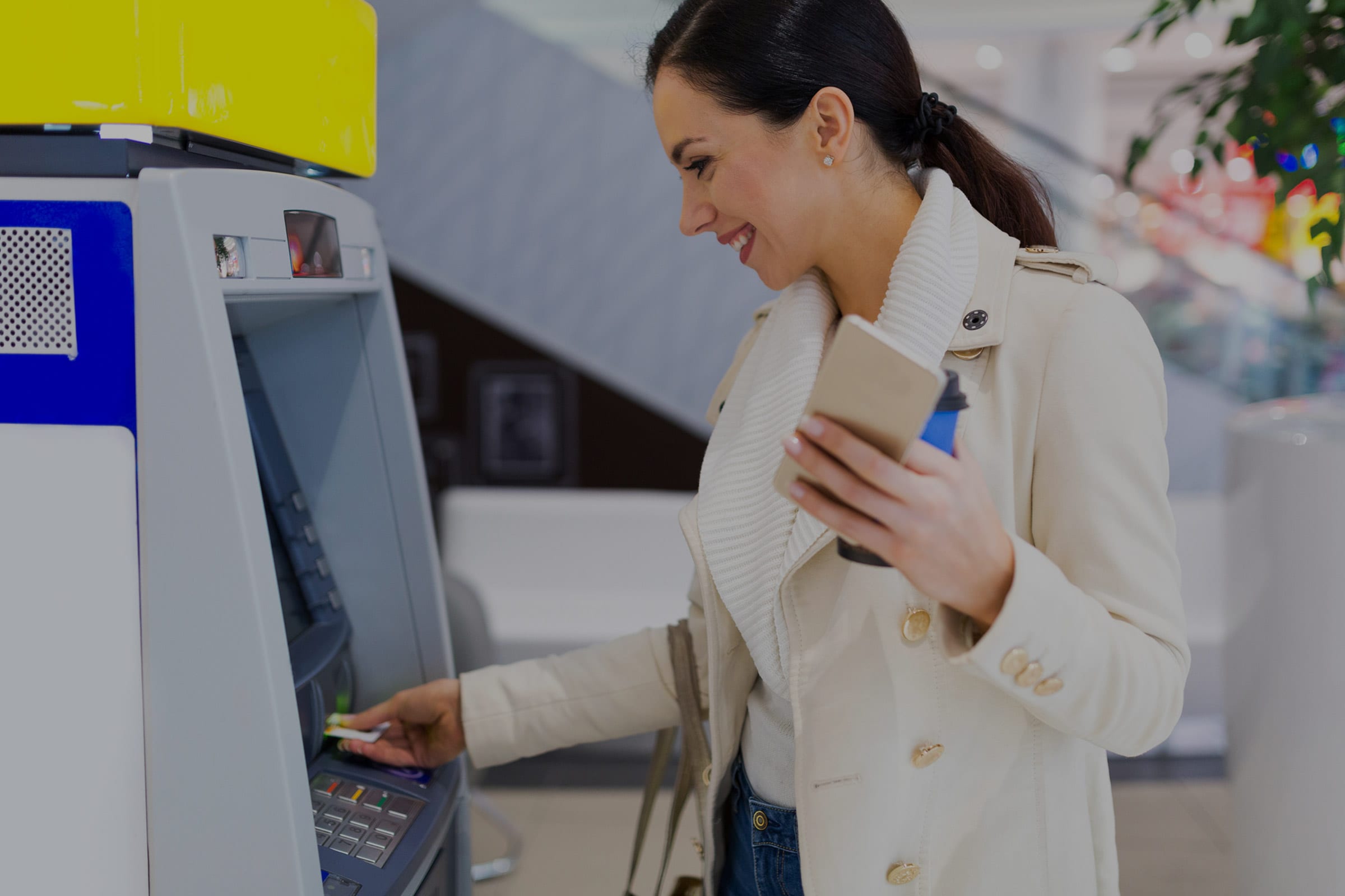 Retirar dinero: ¿Cómo retirar efectivo de forma segura? | BBVA Perú